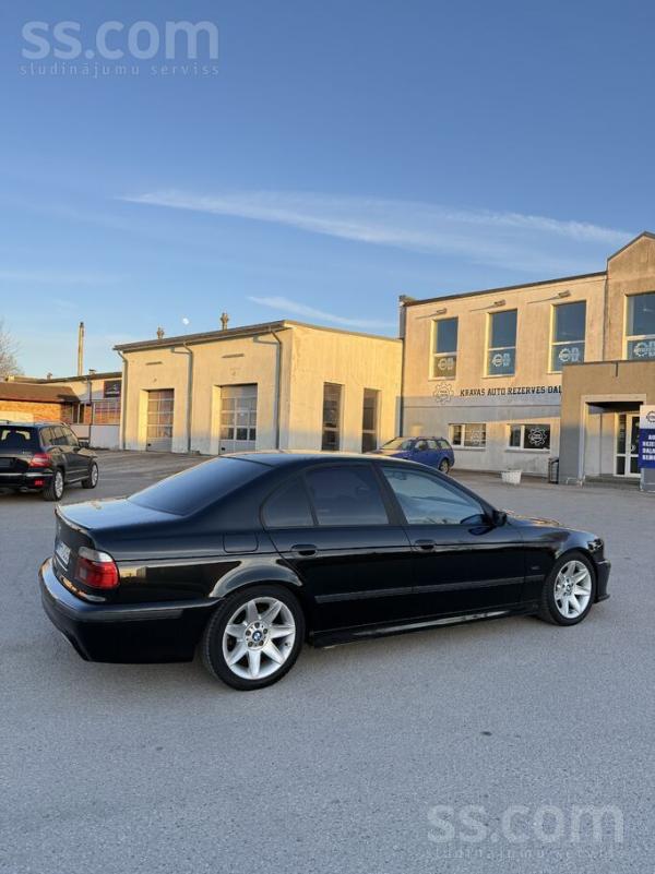 Melns BMW 525 2003 Tukums, ar dzinēja tilpumu 2.50 L un nobraukumu 374 tūkst. km par 4250 €, foto 8 vietnē AUTOMOTO.COM.LV