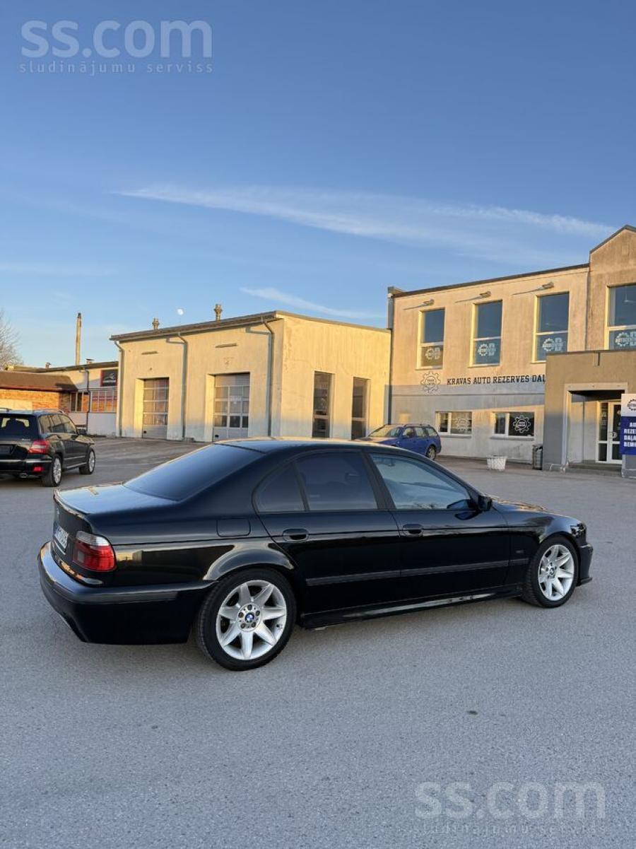 Melns BMW 525 2003 Tukums, ar dzinēja tilpumu 2.50 L un nobraukumu 374 tūkst. km par 4250 €, foto 9 vietnē AUTOMOTO.COM.LV