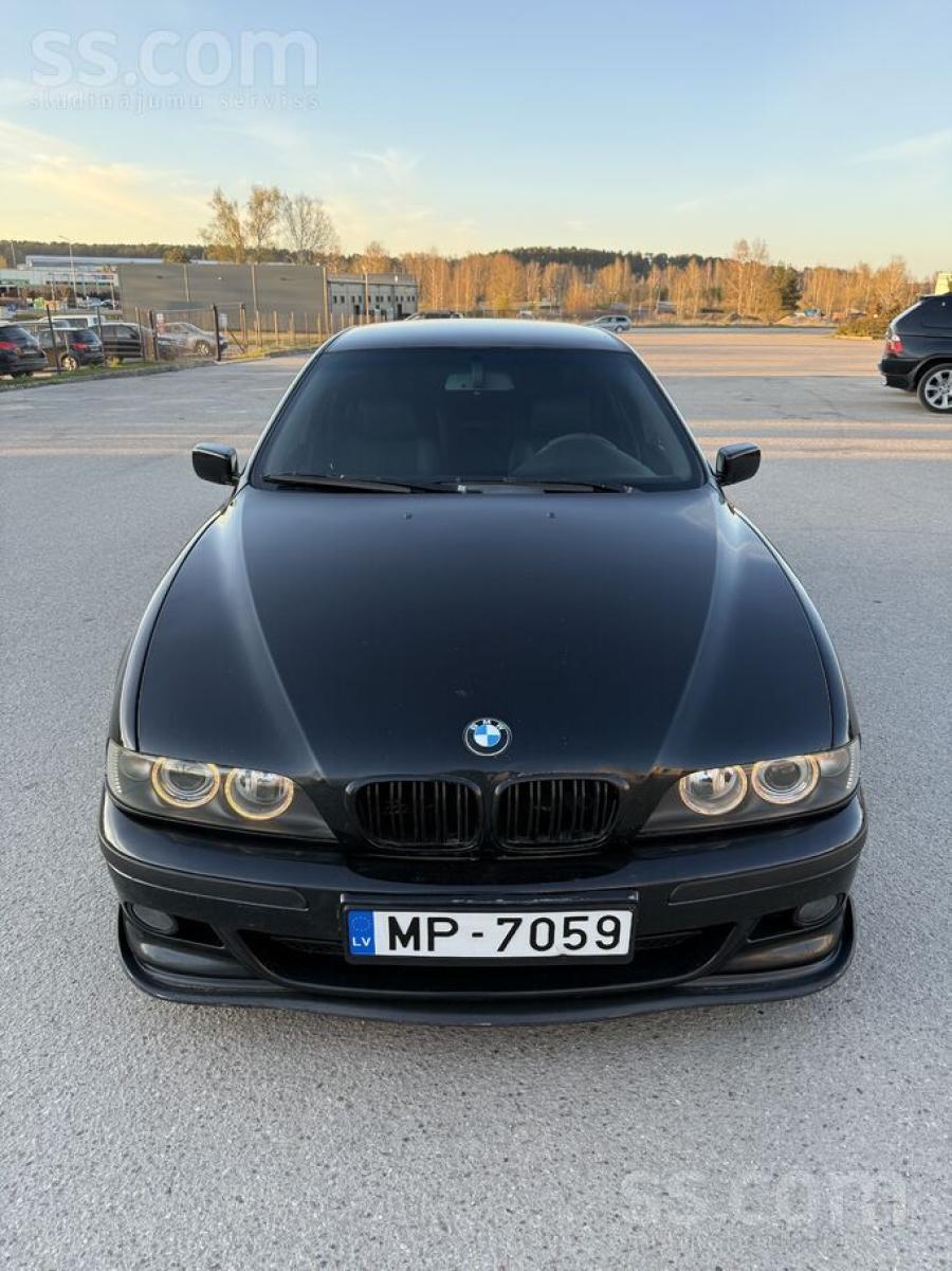 Melns BMW 525 2003 Tukums, ar dzinēja tilpumu 2.50 L un nobraukumu 374 tūkst. km par 4250 €, foto 12 vietnē AUTOMOTO.COM.LV