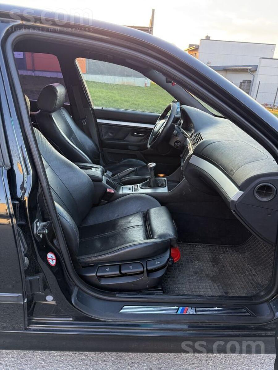 Melns BMW 525 2003 Tukums, ar dzinēja tilpumu 2.50 L un nobraukumu 374 tūkst. km par 4250 €, foto 21 vietnē AUTOMOTO.COM.LV