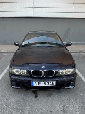 Black BMW 525 2003 in Riga, with an engine capacity of 2.50 L and mileage of 460 thousand km for 4800 €, photo 3 on AUTOMOTO.COM.LV