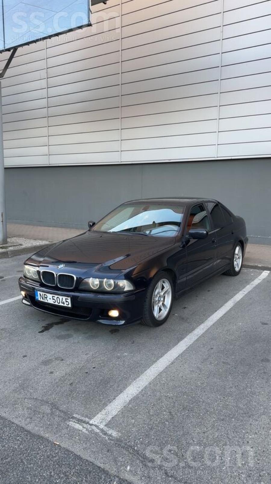 Melns BMW 525 2003 Rīga, ar dzinēja tilpumu 2.50 L un nobraukumu 460 tūkst. km par 4700 €, foto 3 vietnē AUTOMOTO.COM.LV