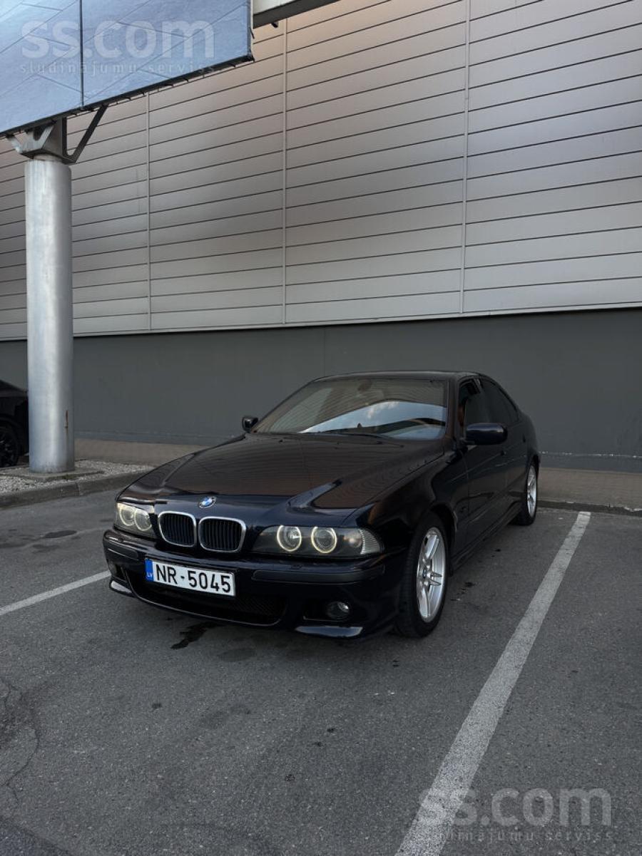 Melns BMW 525 2003 Rīga, ar dzinēja tilpumu 2.50 L un nobraukumu 460 tūkst. km par 4700 €, foto 5 vietnē AUTOMOTO.COM.LV