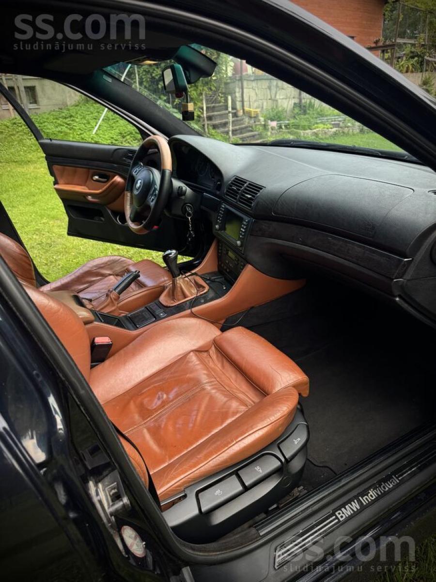 Melns BMW 525 2003 Rīga, ar dzinēja tilpumu 2.50 L un nobraukumu 460 tūkst. km par 4700 €, foto 8 vietnē AUTOMOTO.COM.LV
