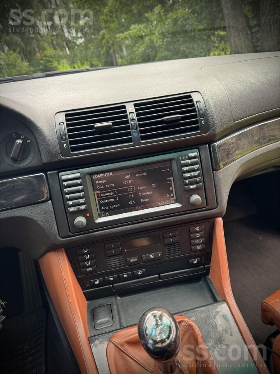 Melns BMW 525 2003 Rīga, ar dzinēja tilpumu 2.50 L un nobraukumu 460 tūkst. km par 4700 €, foto 14 vietnē AUTOMOTO.COM.LV