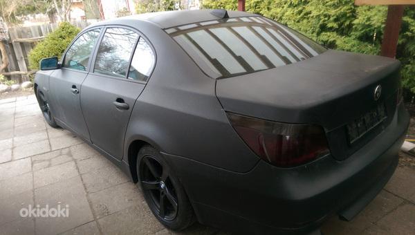 Melns BMW 525 2003 Pērnava, ar dzinēja tilpumu 2.50 L un nobraukumu 0 tūkst. km par 3850 €, foto 1 vietnē AUTOMOTO.COM.LV