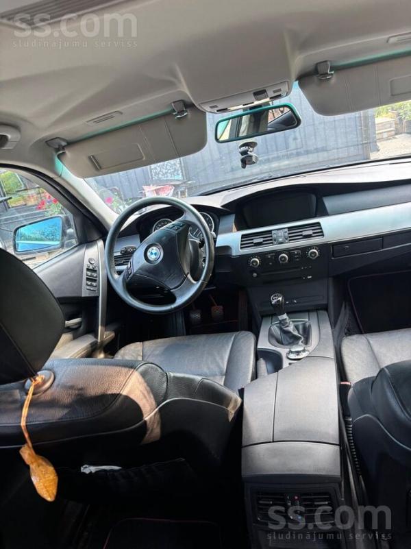 Black BMW 525 2003 in Jelgava, with an engine capacity of 2.50 L and mileage of 330 thousand km for 2100 €, photo 5 on AUTOMOTO.COM.LV