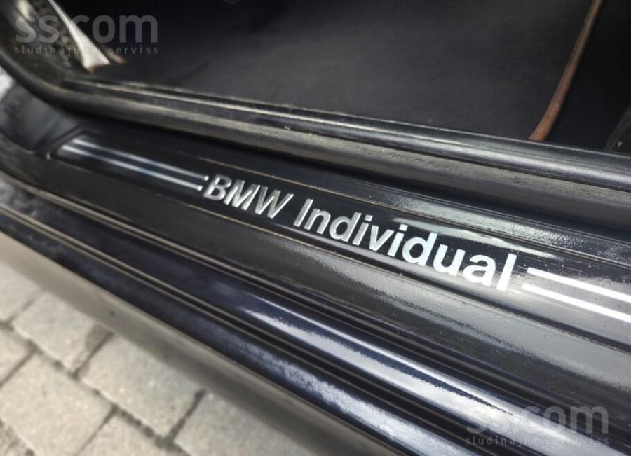 Melns BMW 525 2003 Tukums, ar dzinēja tilpumu 2.50 L un nobraukumu 285 tūkst. km par 4000 €, foto 12 vietnē AUTOMOTO.COM.LV