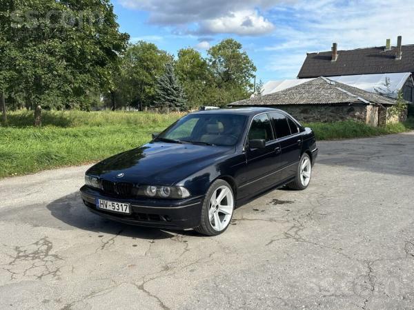 Black BMW 525 2003 in Jelgava, with an engine capacity of 2.50 L and mileage of 418 thousand km for 2500 €, photo 3 on AUTOMOTO.COM.LV