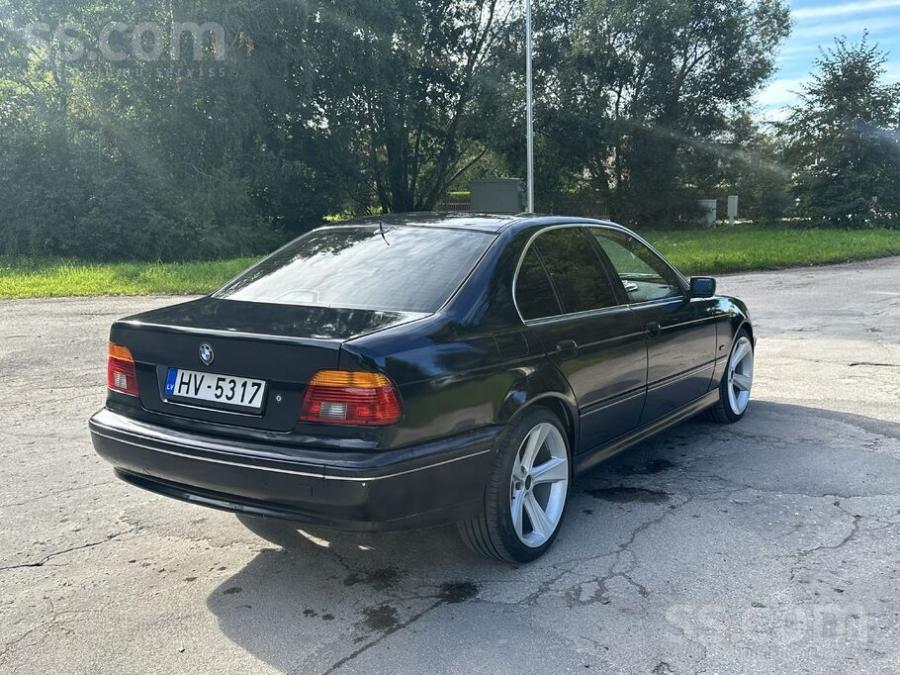 Черный БМВ 525 2003 в Елгава, объемом двигателя 2.50 л и пробегом 418 тыс. км за 2500 €, фото 4 на AUTOMOTO.COM.LV