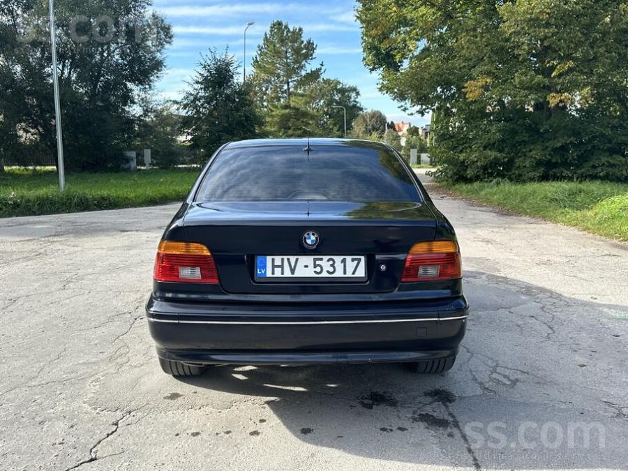 Черный БМВ 525 2003 в Елгава, объемом двигателя 2.50 л и пробегом 418 тыс. км за 2500 €, фото 5 на AUTOMOTO.COM.LV