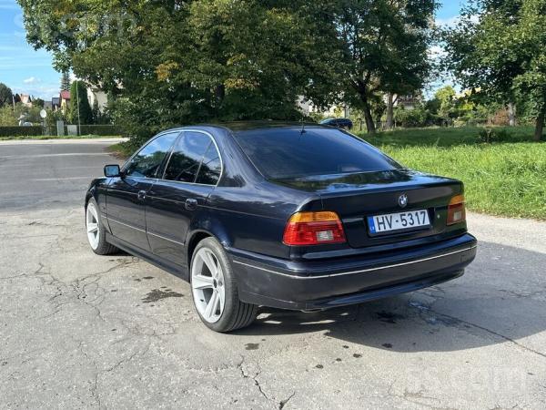 Black BMW 525 2003 in Jelgava, with an engine capacity of 2.50 L and mileage of 418 thousand km for 2500 €, photo 6 on AUTOMOTO.COM.LV
