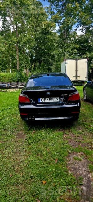Black BMW 525 2003 in Ogre, with an engine capacity of 2.50 L and mileage of 371 thousand km for 2500 €, photo 4 on AUTOMOTO.COM.LV