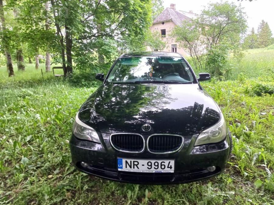 Black BMW 525 2004 in Liepaja, with an engine capacity of 2.50 L and mileage of 420 thousand km for 3300 €, photo 12 on AUTOMOTO.COM.LV