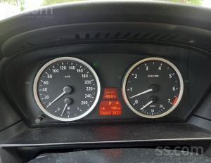 Black BMW 525 2004 in Jelgava, with an engine capacity of 2.50 L and mileage of 370 thousand km for 3100 €, photo 2 on AUTOMOTO.COM.LV