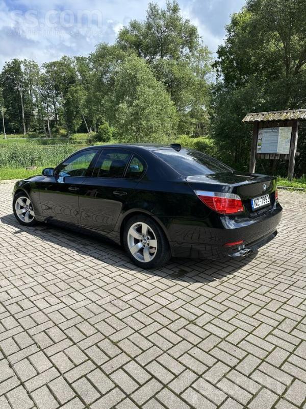 Melns BMW 525 2004 Krāslava, ar dzinēja tilpumu 2.50 L un nobraukumu 299 tūkst. km par 4950 €, foto 2 vietnē AUTOMOTO.COM.LV