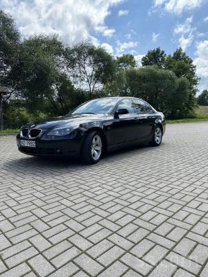 Melns BMW 525 2004 Krāslava, ar dzinēja tilpumu 2.50 L un nobraukumu 299 tūkst. km par 4950 €, foto 6 vietnē AUTOMOTO.COM.LV