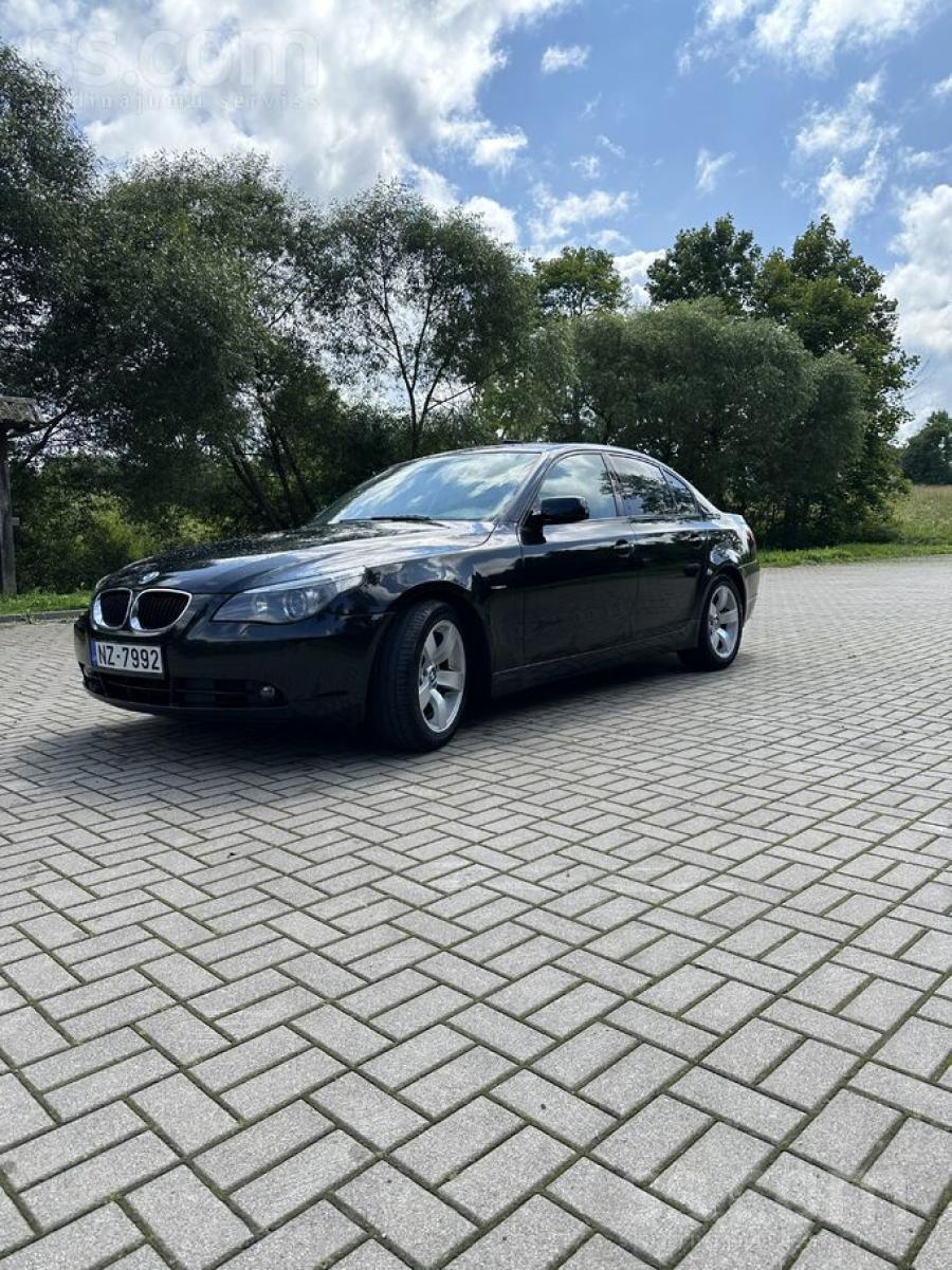Melns BMW 525 2004 Krāslava, ar dzinēja tilpumu 2.50 L un nobraukumu 299 tūkst. km par 4950 €, foto 6 vietnē AUTOMOTO.COM.LV