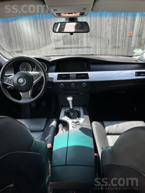 Melns BMW 525 2004 Krāslava, ar dzinēja tilpumu 2.50 L un nobraukumu 299 tūkst. km par 4950 €, foto 7 vietnē AUTOMOTO.COM.LV