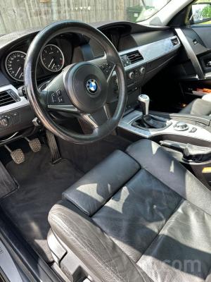Melns BMW 525 2004 Krāslava, ar dzinēja tilpumu 2.50 L un nobraukumu 299 tūkst. km par 4950 €, foto 11 vietnē AUTOMOTO.COM.LV