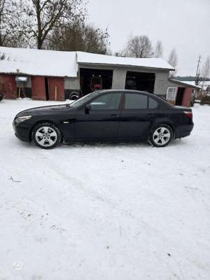 Black BMW 525 2004 in Alytus, with an engine capacity of 2.50 L and mileage of 404 thousand km for 4200 €, photo 4 on AUTOMOTO.COM.LV