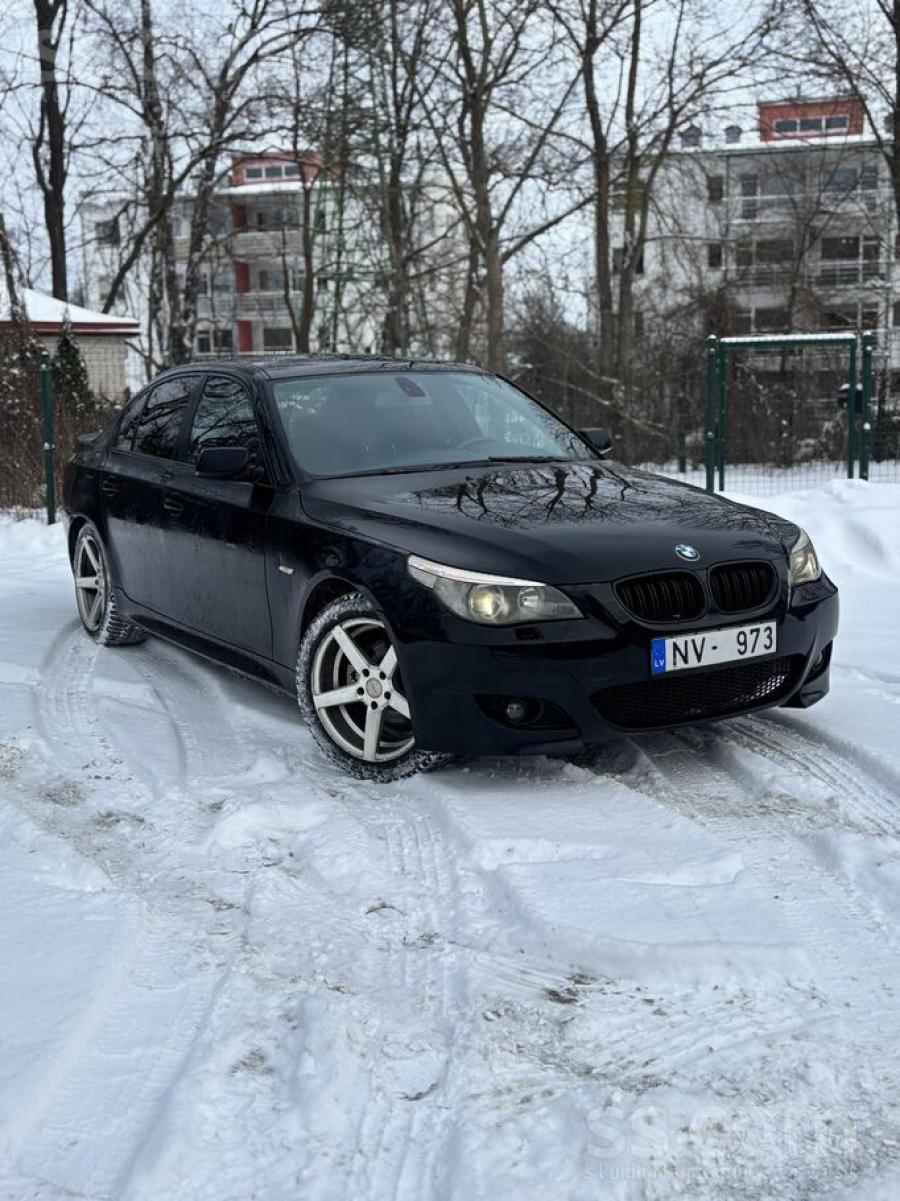Black BMW 525 2004 in Riga, with an engine capacity of 2.50 L and mileage of 435 thousand km for 3300 €, photo 1 on AUTOMOTO.COM.LV
