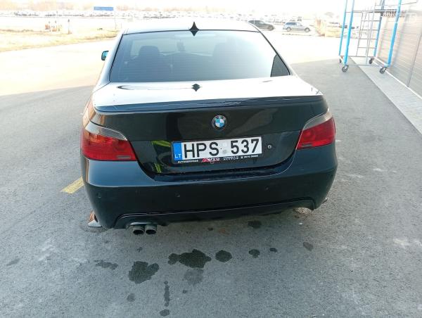 Black BMW 525 2004 in Kaisiadorys, with an engine capacity of 2.50 L and mileage of 511 thousand km for 3200 €, photo 7 on AUTOMOTO.COM.LV