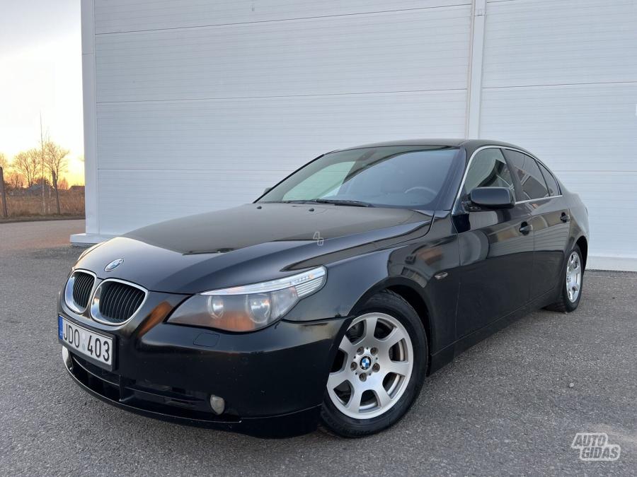 Black BMW 525 2004 in Vilnius, with an engine capacity of 2.50 L and mileage of 350 thousand km for 1750 €, photo 1 on AUTOMOTO.COM.LV