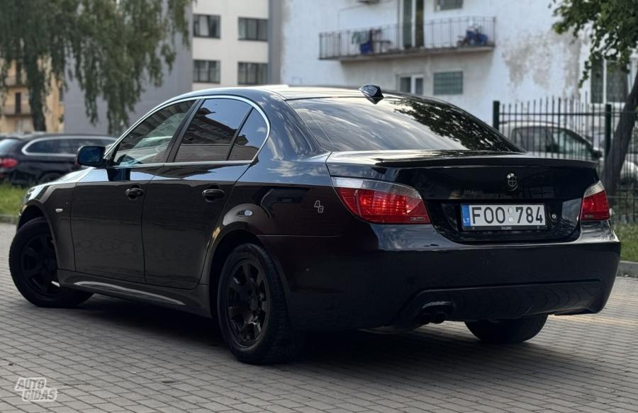 Melns BMW 525 2004 Kauņa, ar dzinēja tilpumu 2.50 L un nobraukumu 222 tūkst. km par 2900 €, foto 14 vietnē AUTOMOTO.COM.LV