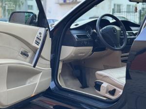 Melns BMW 525 2004 Kauņa, ar dzinēja tilpumu 2.50 L un nobraukumu 222 tūkst. km par 2900 €, foto 16 vietnē AUTOMOTO.COM.LV