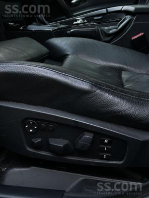 Black BMW 525 2004 in Riga, with an engine capacity of 2.50 L and mileage of 303 thousand km for 5100 €, photo 10 on AUTOMOTO.COM.LV