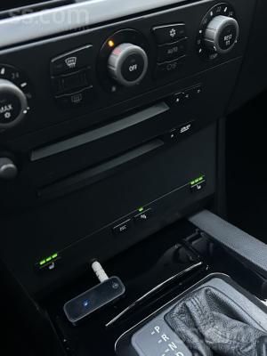 Black BMW 525 2004 in Riga, with an engine capacity of 2.50 L and mileage of 303 thousand km for 5100 €, photo 11 on AUTOMOTO.COM.LV