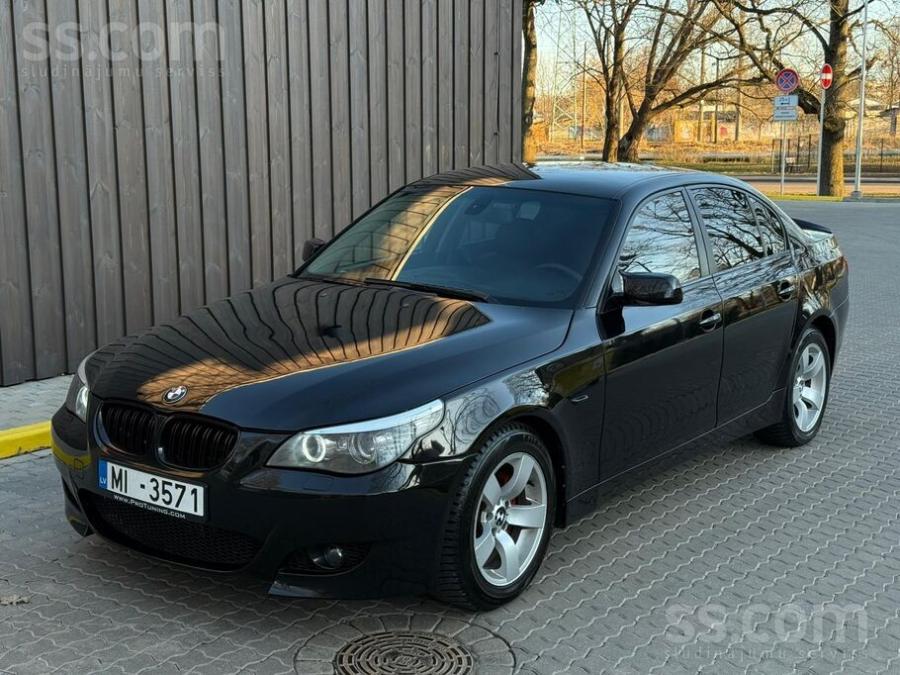Black BMW 525 2004 in Riga, with an engine capacity of 2.50 L and mileage of 0 thousand km for 3290 €, photo 3 on AUTOMOTO.COM.LV