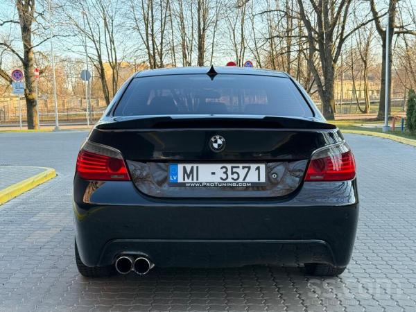 Black BMW 525 2004 in Riga, with an engine capacity of 2.50 L and mileage of 0 thousand km for 3290 €, photo 9 on AUTOMOTO.COM.LV