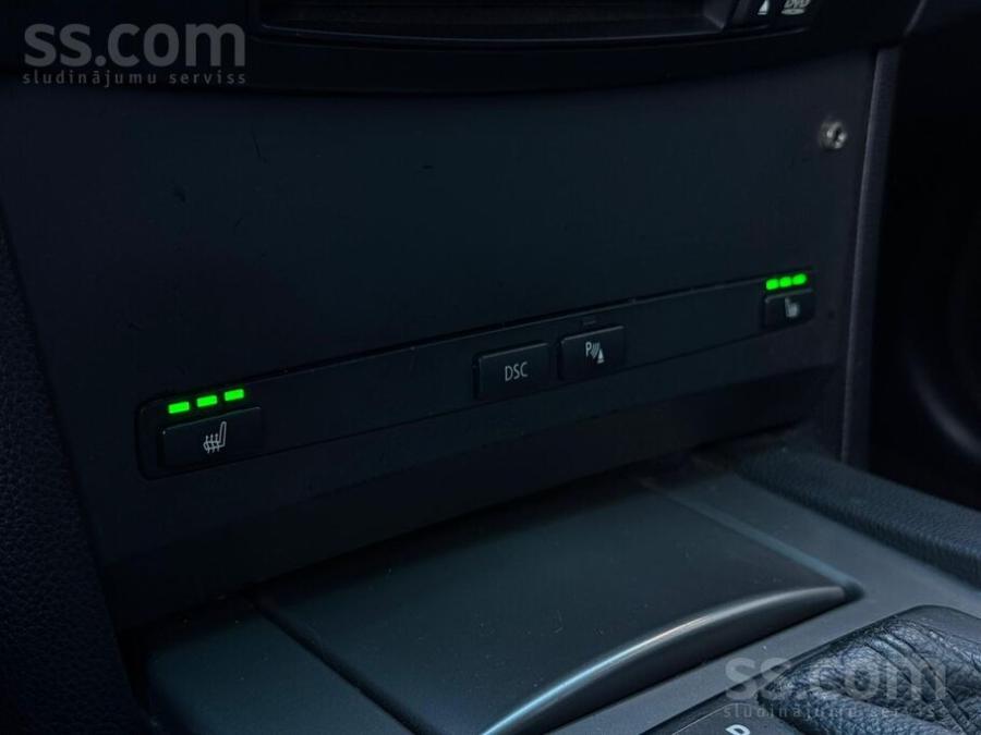 Black BMW 525 2004 in Riga, with an engine capacity of 2.50 L and mileage of 0 thousand km for 3290 €, photo 22 on AUTOMOTO.COM.LV