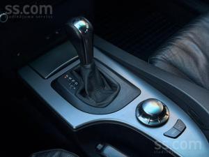 Black BMW 525 2004 in Riga, with an engine capacity of 2.50 L and mileage of 0 thousand km for 3290 €, photo 23 on AUTOMOTO.COM.LV