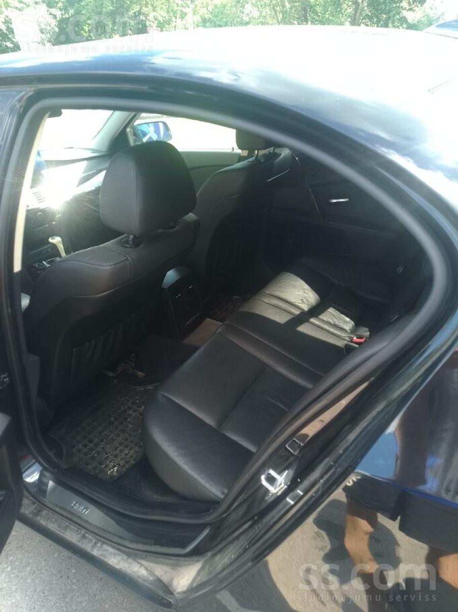 Black BMW 525 2004 in Daugavpils, with an engine capacity of 2.50 L and mileage of 370 thousand km for 4000 €, photo 4 on AUTOMOTO.COM.LV