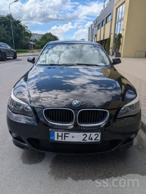Black BMW 525 2004 in Riga, with an engine capacity of 2.50 L and mileage of 0 thousand km for 3900 €, photo  on AUTOMOTO.COM.LV