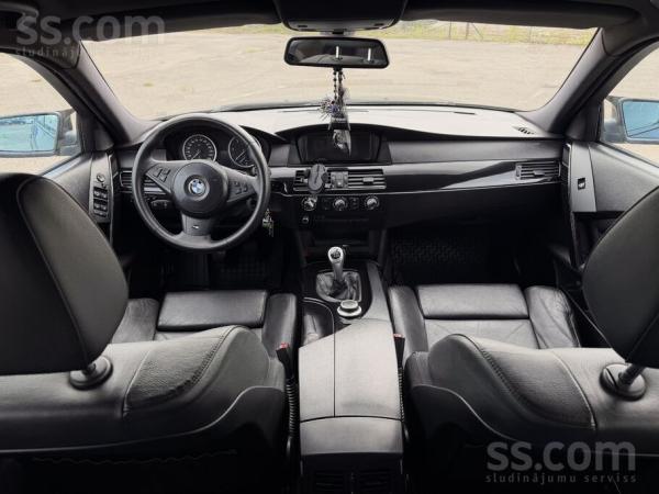 Black BMW 525 2004 in Riga, with an engine capacity of 2.50 L and mileage of 427 thousand km for 5000 €, photo 9 on AUTOMOTO.COM.LV