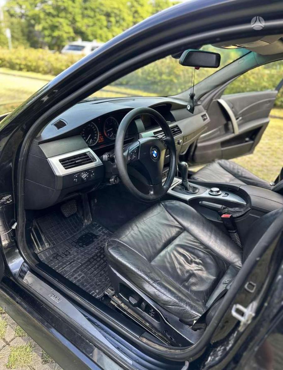 Melns BMW 525 2004 Anykščiai, ar dzinēja tilpumu 2.50 L un nobraukumu 452 tūkst. km par 1700 €, foto 10 vietnē AUTOMOTO.COM.LV