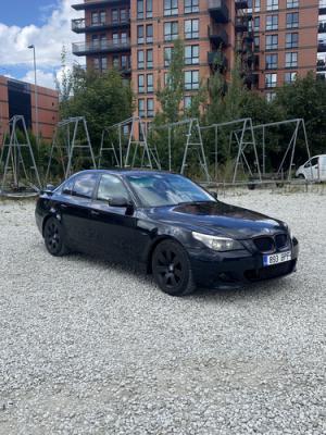 Black BMW 525 2004 in Tallinn, with an engine capacity of 0.00 L and mileage of 378 thousand km for 2999 €, photo 4 on AUTOMOTO.COM.LV