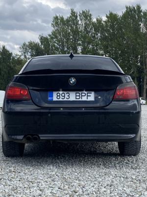 Black BMW 525 2004 in Tallinn, with an engine capacity of 0.00 L and mileage of 378 thousand km for 2999 €, photo 9 on AUTOMOTO.COM.LV
