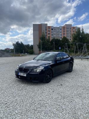 Black BMW 525 2004 in Tallinn, with an engine capacity of 0.00 L and mileage of 378 thousand km for 2999 €, photo 16 on AUTOMOTO.COM.LV