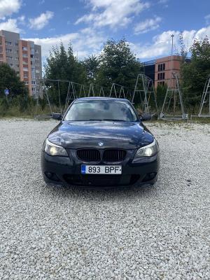 Black BMW 525 2004 in Tallinn, with an engine capacity of 0.00 L and mileage of 378 thousand km for 2999 €, photo 17 on AUTOMOTO.COM.LV