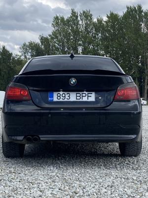 Black BMW 525 2004 in Tallinn, with an engine capacity of 0.00 L and mileage of 378 thousand km for 2999 €, photo 23 on AUTOMOTO.COM.LV