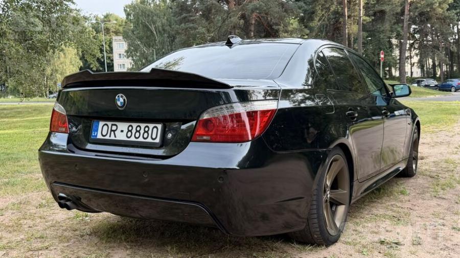 Melns BMW 525 2004 Rīga, ar dzinēja tilpumu 2.50 L un nobraukumu 368 tūkst. km par 7000 €, foto 6 vietnē AUTOMOTO.COM.LV