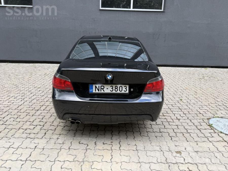 Black BMW 525 2004 in Riga, with an engine capacity of 2.50 L and mileage of 340 thousand km for 4400 €, photo 6 on AUTOMOTO.COM.LV