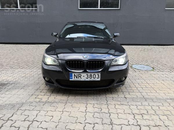 Melns BMW 525 2004 Rīga, ar dzinēja tilpumu 2.50 L un nobraukumu 340 tūkst. km par 4400 €, foto 6 vietnē AUTOMOTO.COM.LV