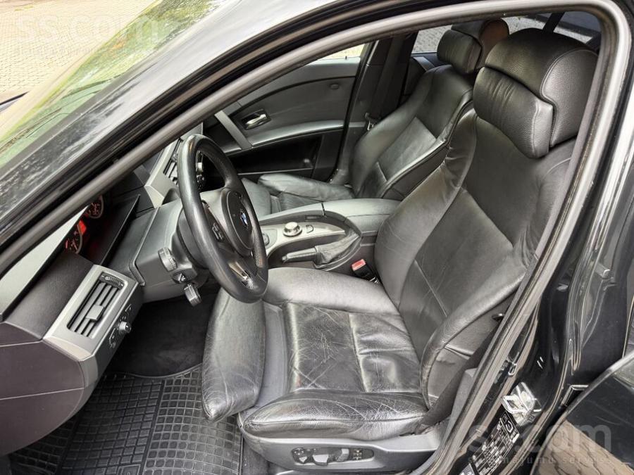 Black BMW 525 2004 in Riga, with an engine capacity of 2.50 L and mileage of 340 thousand km for 4400 €, photo 10 on AUTOMOTO.COM.LV