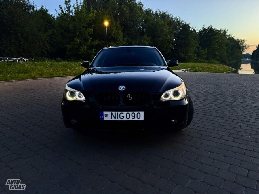 Black BMW 525 2004 in Silute, with an engine capacity of 2.50 L and mileage of 406 thousand km for 3500 €, photo 4 on AUTOMOTO.COM.LV